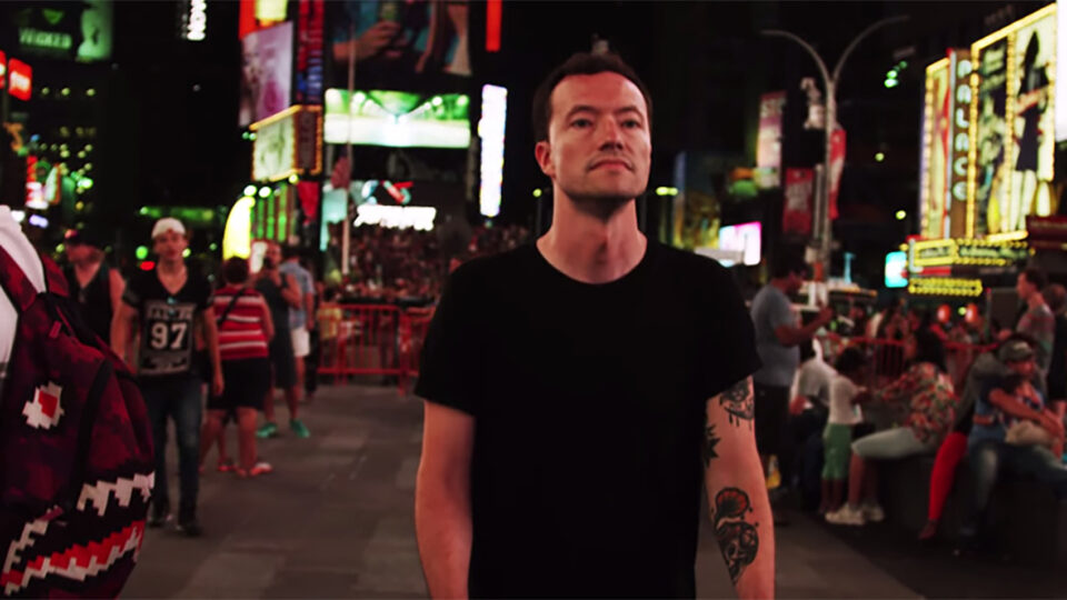 Touché Amoré Release Video For “Skyscraper” - Riot Fest